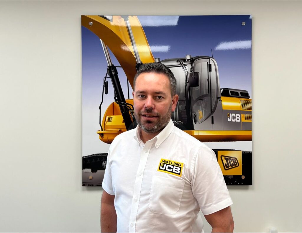 Rob Ashley - Watling JCB
