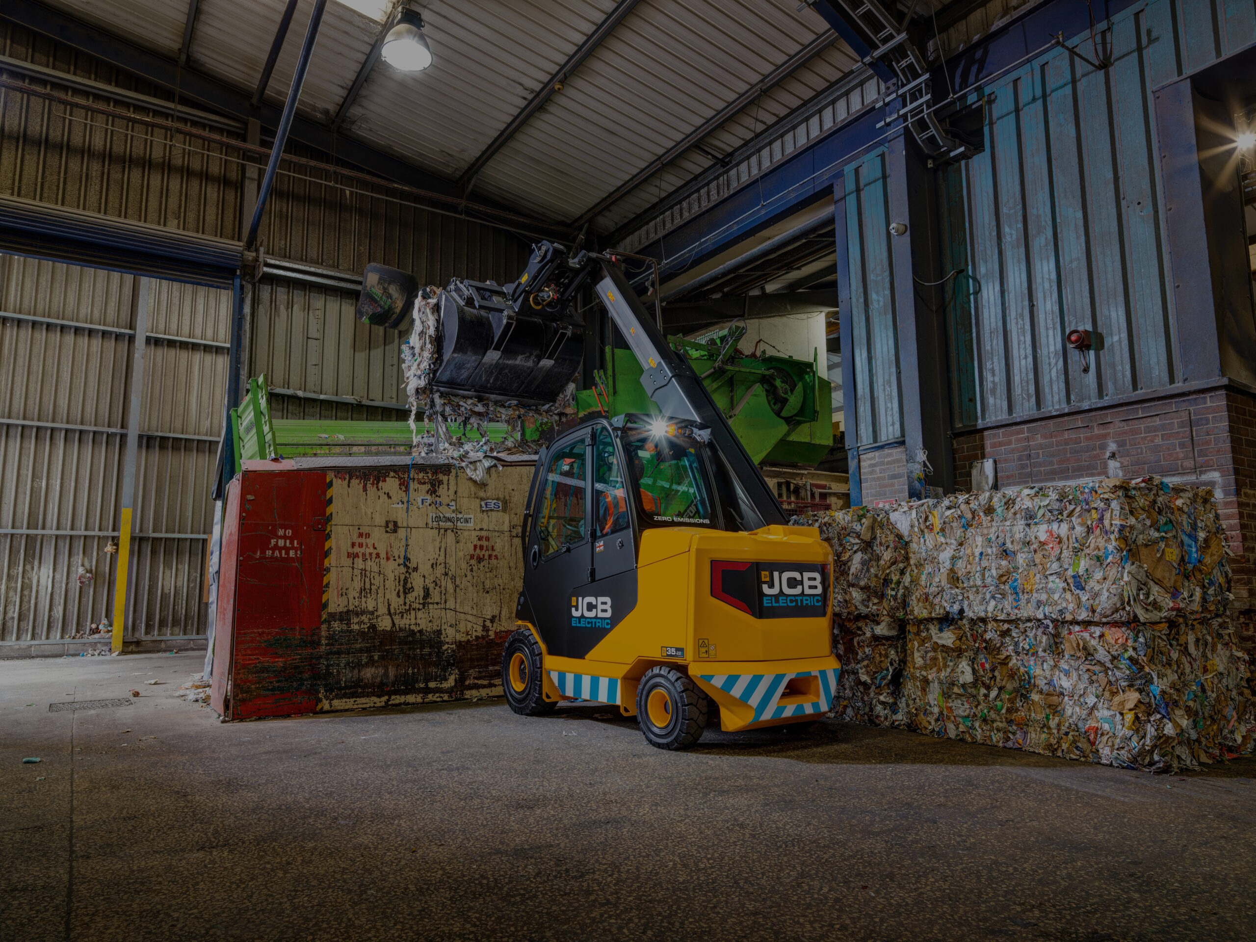 JCB TLT35-22E - Watling JCB