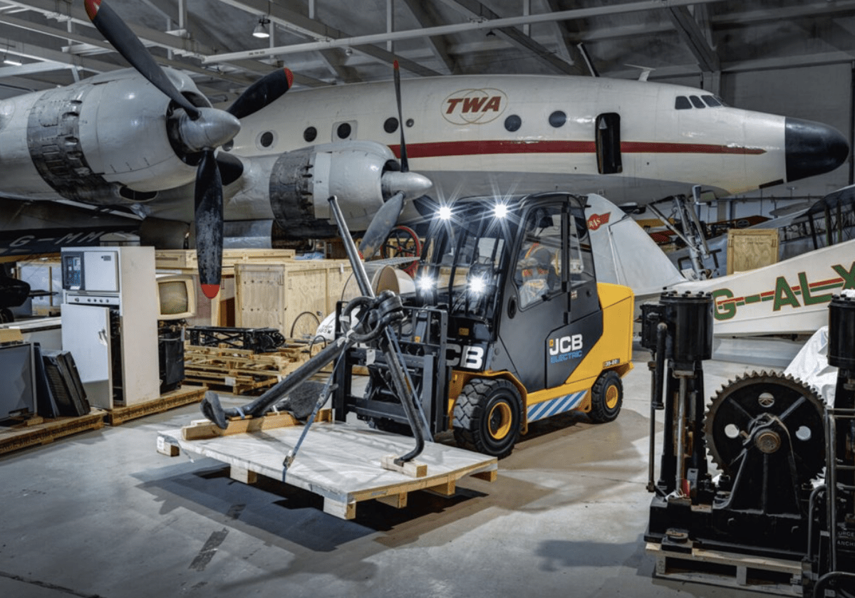 JCB TLT35-22E - Watling JCB