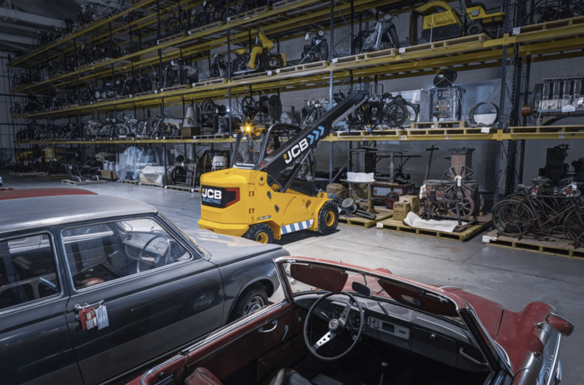 JCB TLT35-22E - Watling JCB